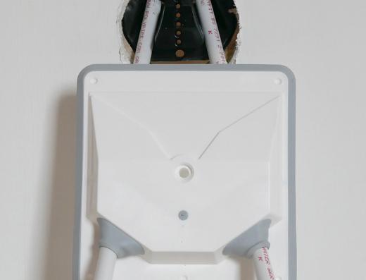 GRS-DUO Radiator Pipe Guide & Seal | Manthorpe